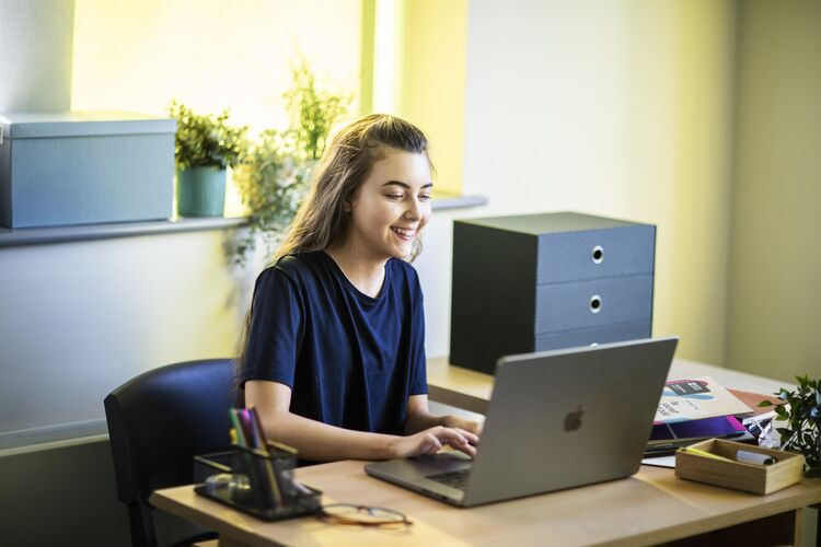 Online Cambridge exam preparation courses | British Council